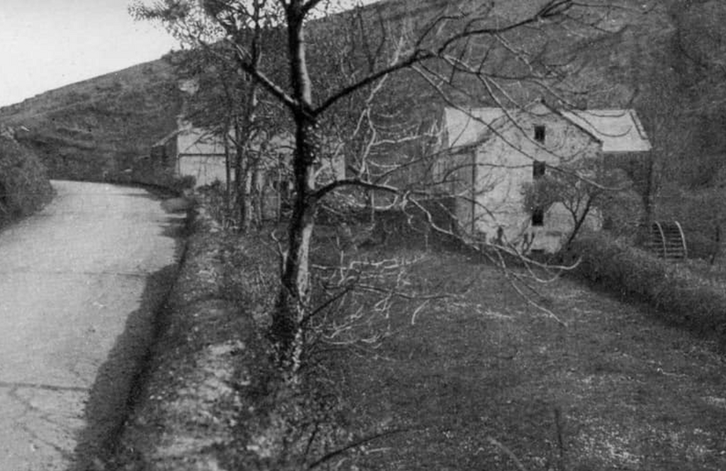 Our History at The Black Dub – The Black Dub, Mile 9